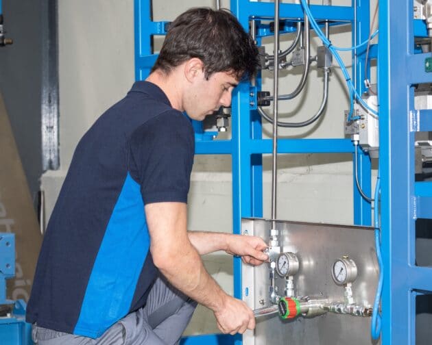 The maintenance behind a HIP unit - Hiperbaric